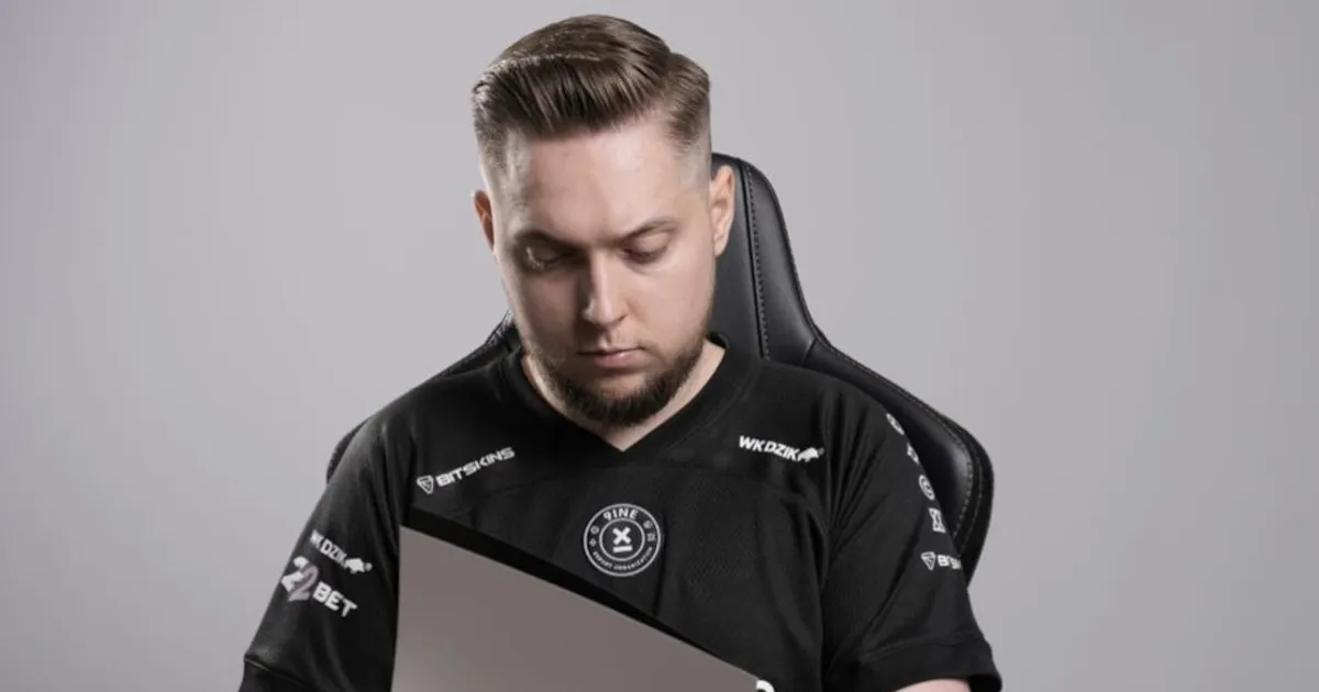 9INE rozwiązuje swoją akademię. Mimo to ponczek zostaje w organizacji