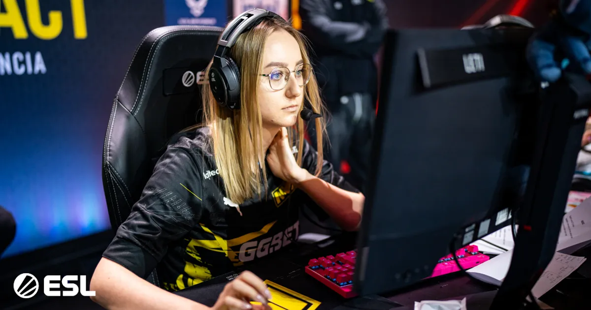 NAVI Javelins nie będzie już w pełni polskie. Francuzka i Portugalka ...